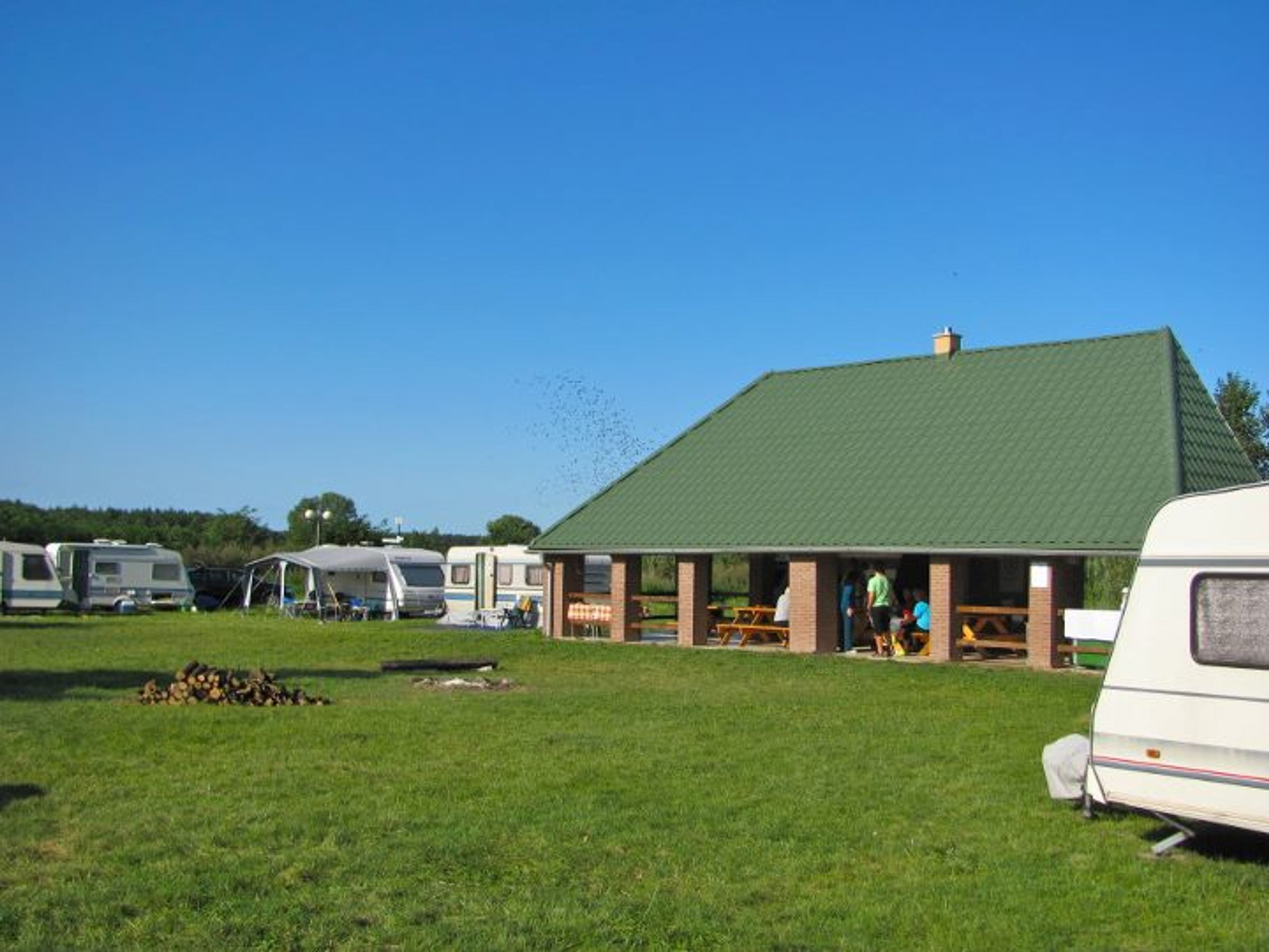 Autokemp RUDAVA Malé Leváre - Dokempu.cz