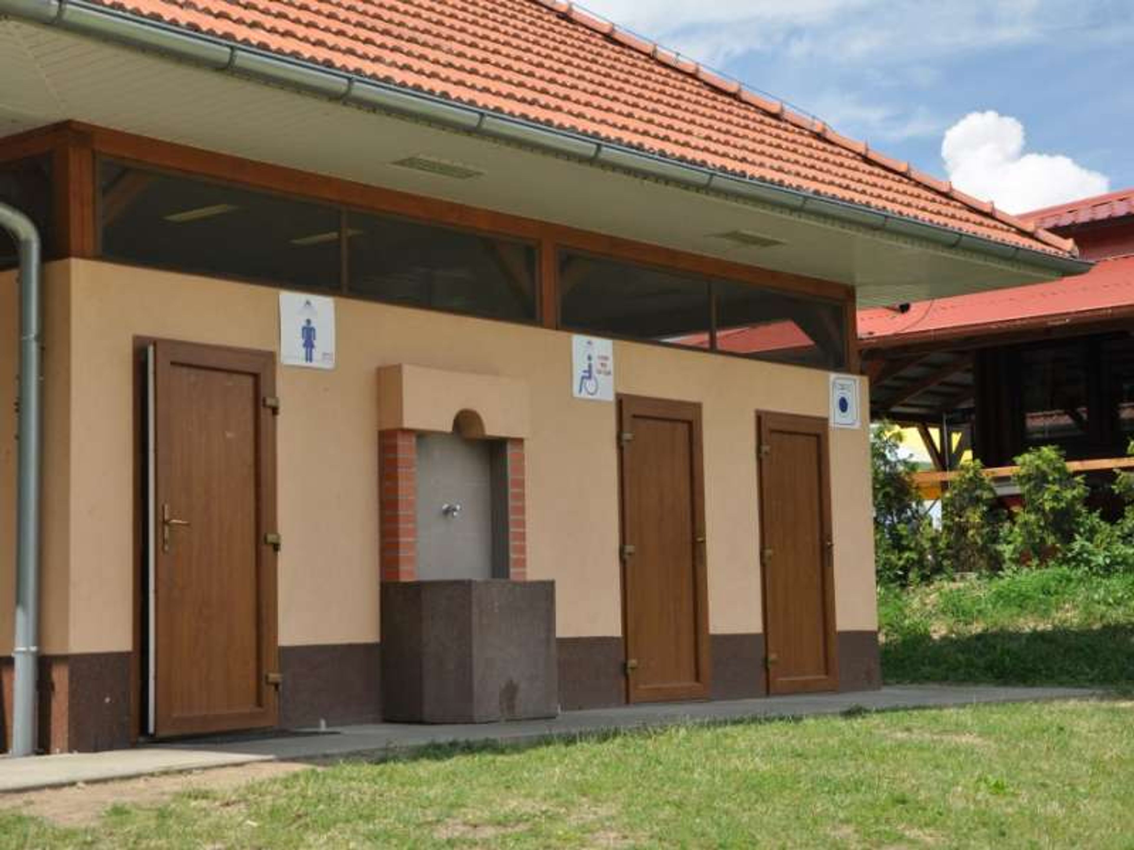 Autokemp Merkur Pasohlávky - Dokempu.cz