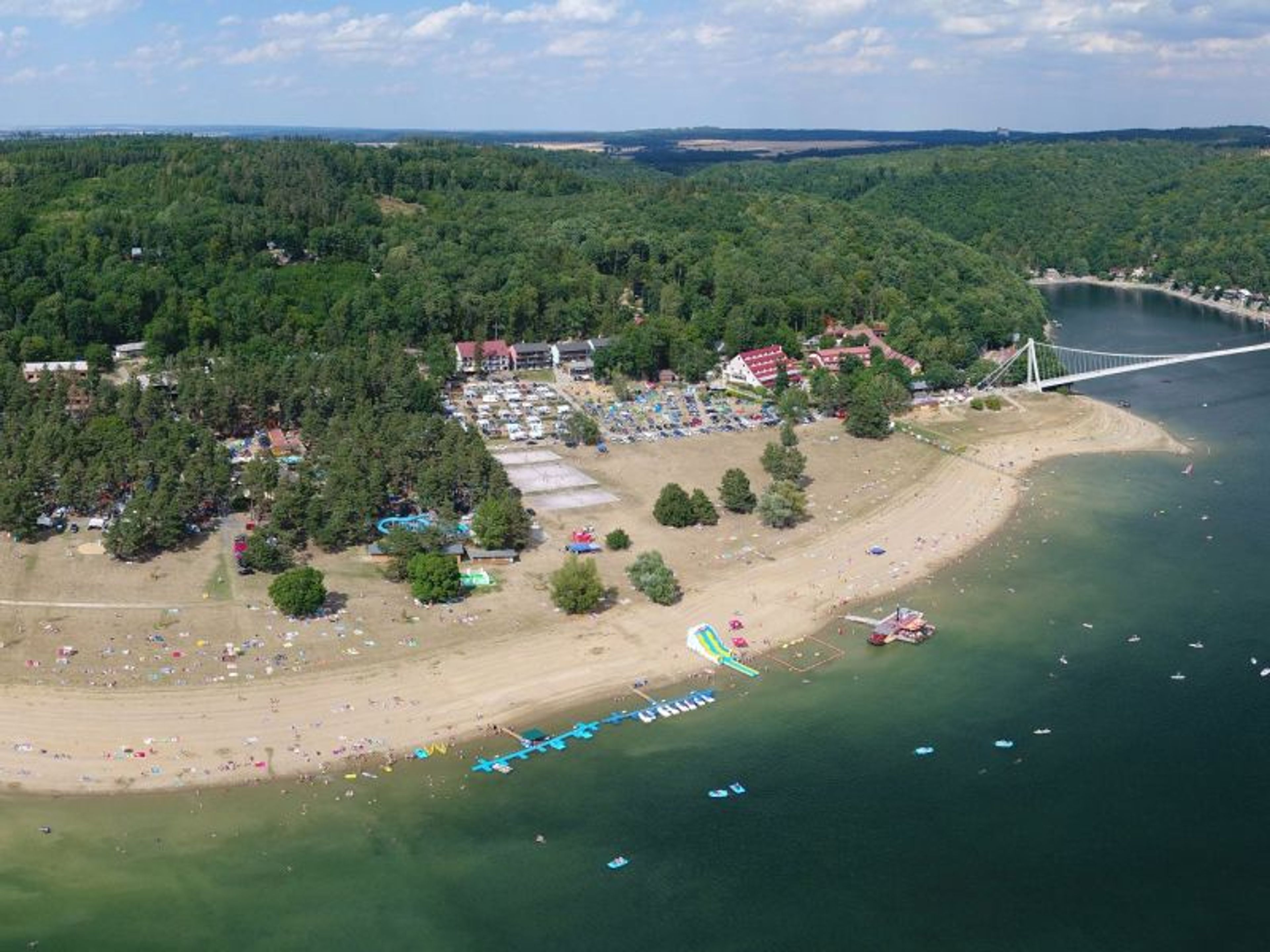 Vranovská pláž - Holiday Park - Dokempu.cz